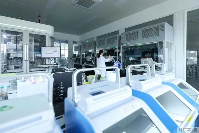 蓝晶微生物：“黑灯实验室”助力PHA跨越合成生物学“死亡谷”-行业前沿|Chatplas|塑料在线