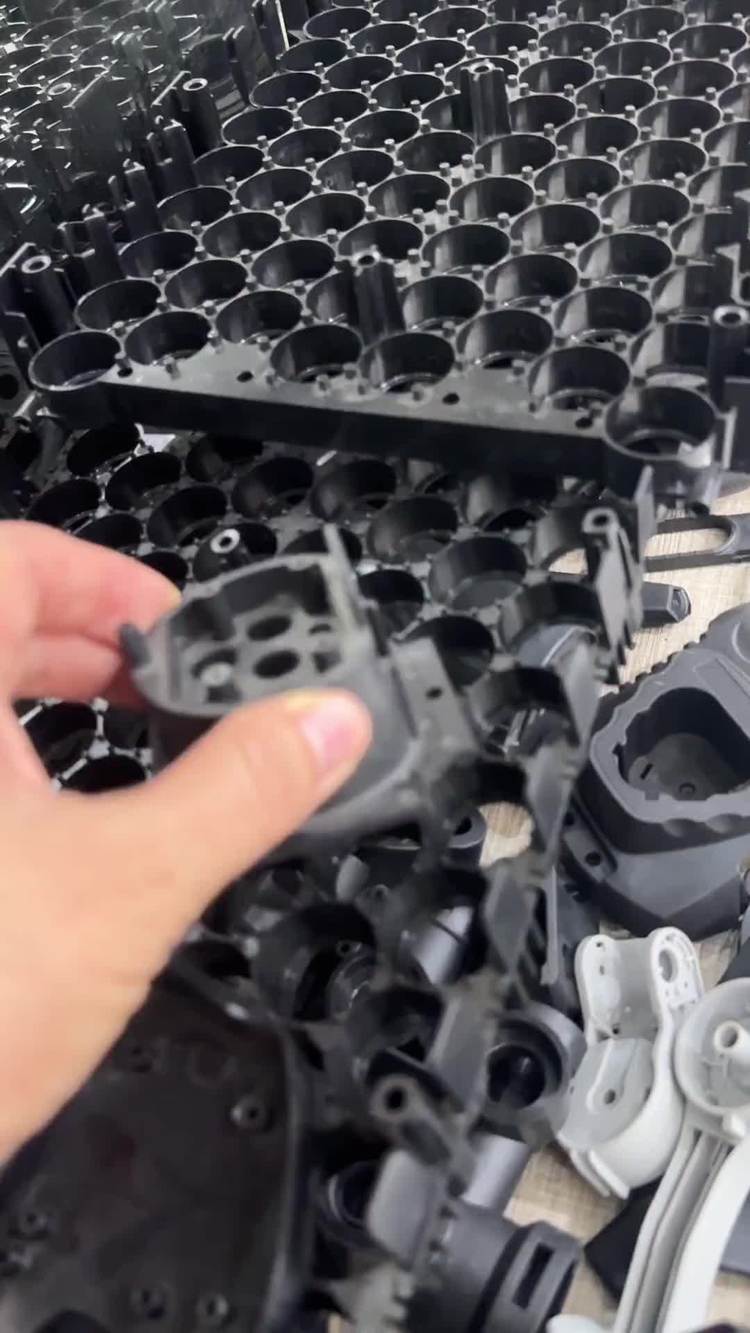 电风扇选材指南：如何选择安全、耐久、外观质感兼具的材料？-材料干货|Chatplas|塑料在线