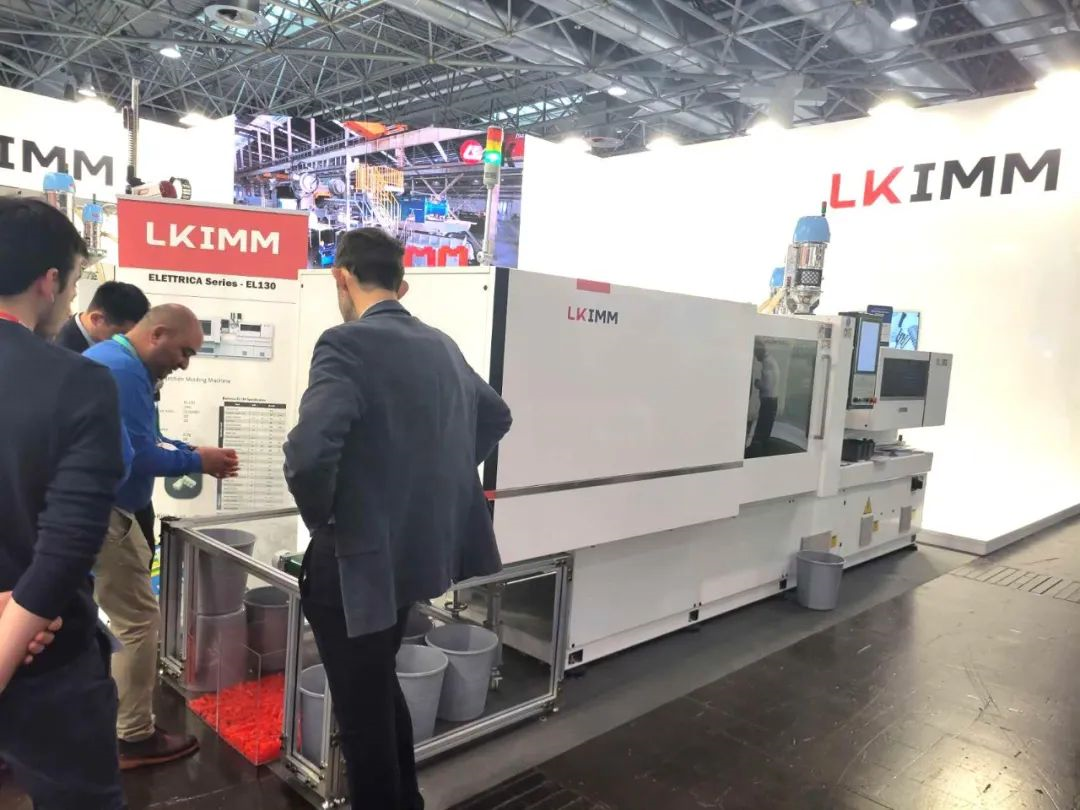 K2022展机介绍|力劲“至上”系列Elettrica全电动注塑机全球首次亮相-大厂动态|专塑视界