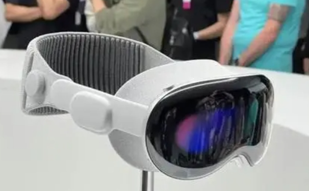 Bond3D推出PEEK 3D打印脊柱融合器-大厂动态|专塑视界