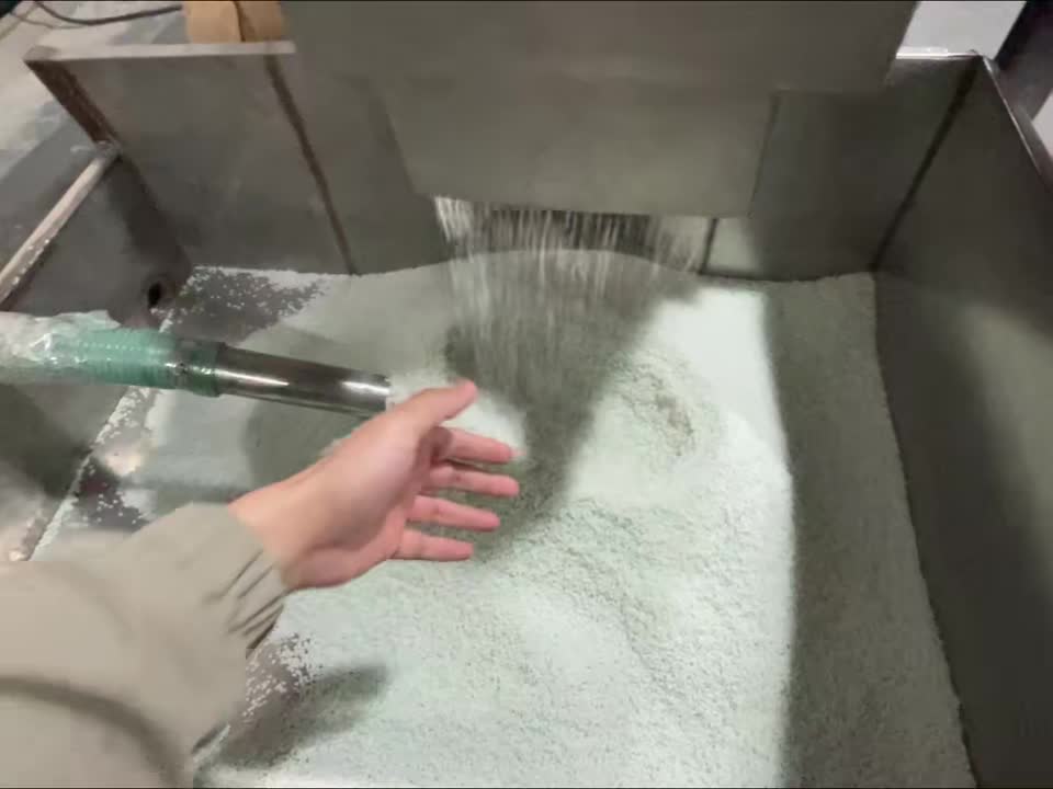 注塑时材料下不去是为什么？又应该怎么解决了？-塑料视频在线看|Chatplas