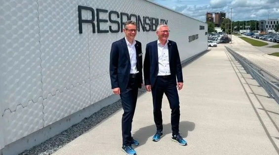 EREMA的销售额下降13%至3.3亿欧元，其再生PET技术已助力全球2600万-上游新闻|Chatplas|塑料在线