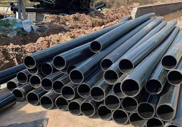 暴晒预警！PE管【夏季储存】的正确姿势！-材料干货|Chatplas|塑料在线