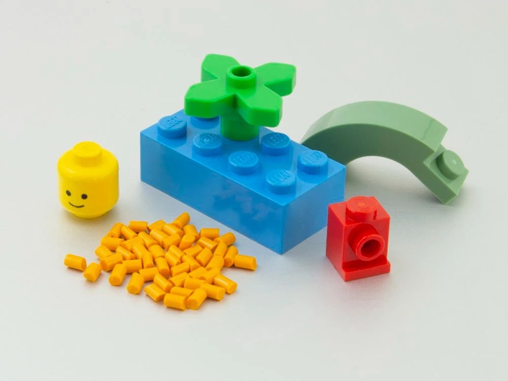 大盘点！乐高积木用了什么塑料？ABS塑料占乐高生产约80%-大厂动态|Chatplas|塑料在线